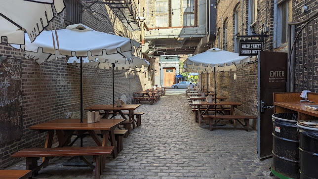 Explore Trivoli Tavern's Menu: Steaks, Oysters & Cocktails in Chicago